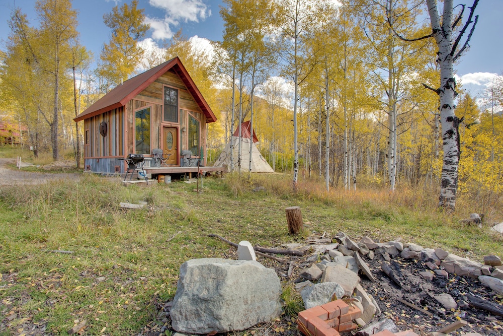 Colorful Cabin W/ Teepee, Fire Pits & Mtn Views! - Devils Punch Bowl, Snowmass