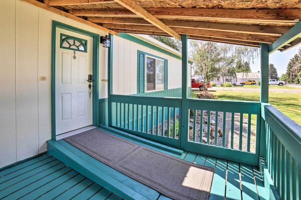 Cozy Ashton Abode W/ Yard - Near Park & Pool! - Ashton, ID