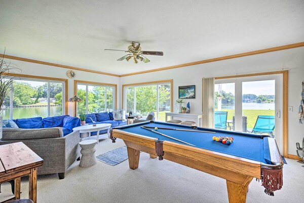 Idyllic Waterfront Home W/ Game Room & Dock - Reedville, VA