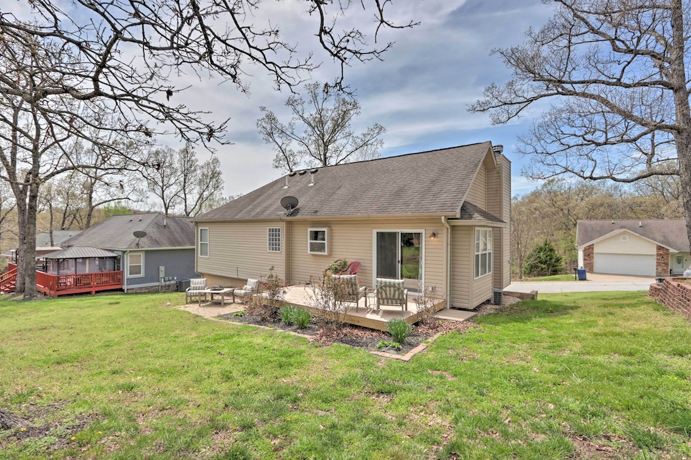 < 1 Mi To Marina: Family-friendly Osage Beach Home - Osage Beach, MO
