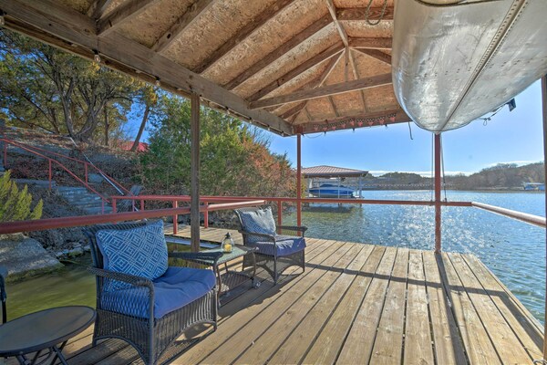 Lakefront Getaway W/ Boat Dock, Canoe, Grill! - Granbury, TX