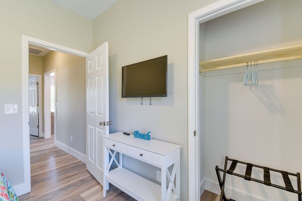 Lovely Vacation Home ~ 1 Mi To Ocean Isle Beach! - Sunset Beach, NC