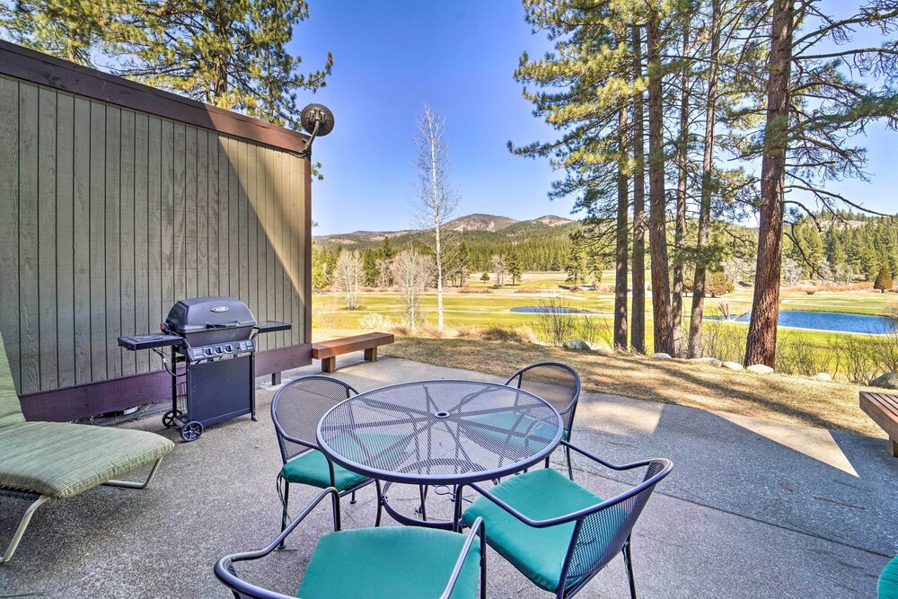Quiet Home W/ Graeagle Meadows Golf Course View! - Graeagle, CA
