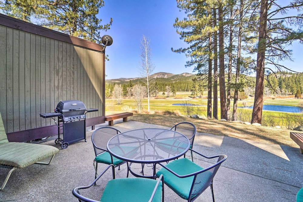 Quiet Home W/ Graeagle Meadows Golf Course View! - Graeagle, CA