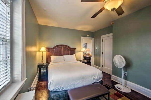 Walk To Shops, Dining & City Park: Reading Apt - Reading, PA