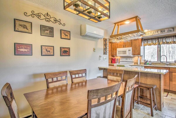 Ski Condo W/ Pool, Close To Story Land & Attitash! - Jackson, NH