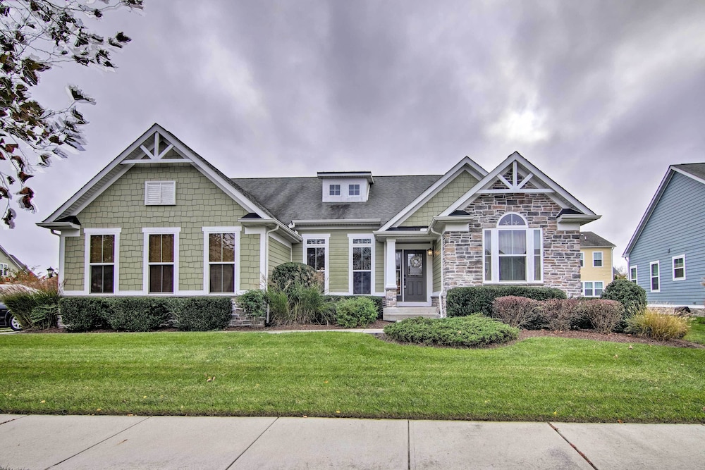 Great For Groups: Bayside Resort Home W/ Patio - Ocean Pines, MD