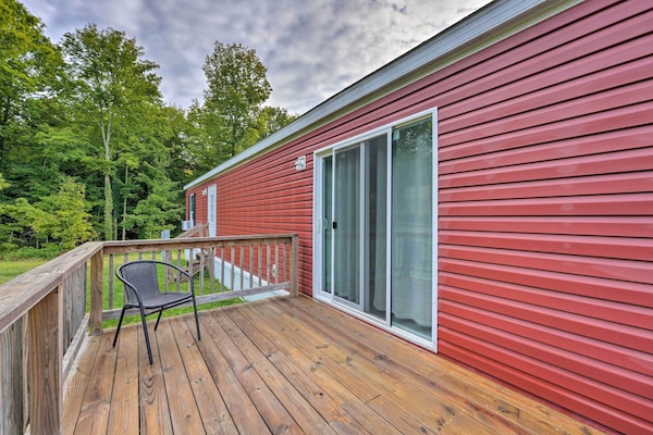 Cassopolis Cabin, Little Fish Lake On-site! - Michigan