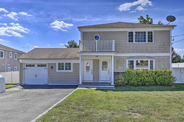 Glen Cove Home: Walk To Boardwalk + Dining! - Long Island, NY