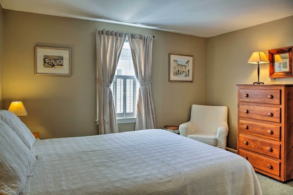 Peaceful Waterfront Apt W/ Deck, 22 Mi To Portland - Freeport, ME