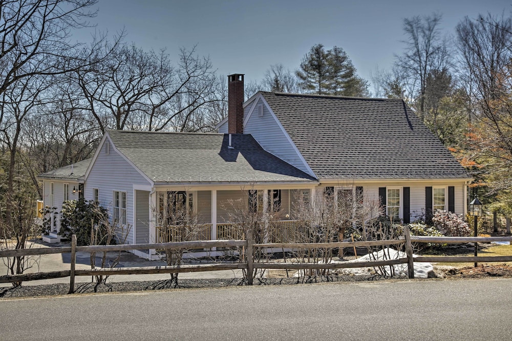 Peaceful Waterfront Apt W/ Deck, 22 Mi To Portland - Brunswick, ME