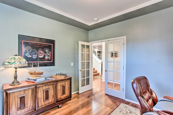 Tacoma Home W/ Garden + Pond ~ 3 Mi To Beach! - Puyallup, WA