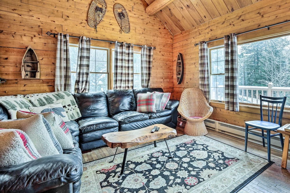 Andover Cabin Retreat W/ Hot Tub & Fireplace! - Vermont