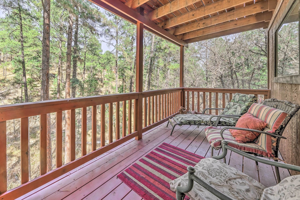 Dog-friendly Alto Escape W/ Hot Tub + Foosball! - Ruidoso, NM