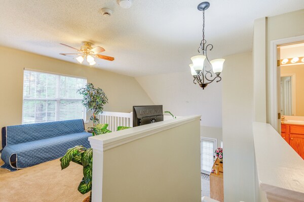 Central & Spacious Townhome In Greensboro! - Lake Higgins