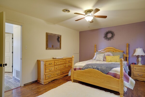 Chic Silver City Getaway W/ Patio + Gas Grill - Silver City, NM