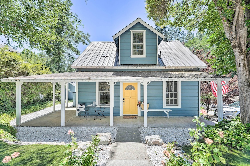 Downtown Nevada City 1900 Victorian Retreat! - Nevada City, CA