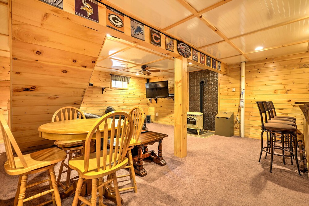 Thompson Home W/ Deck + Pond, 8 Mi To Elk Mountain - Thompson, PA