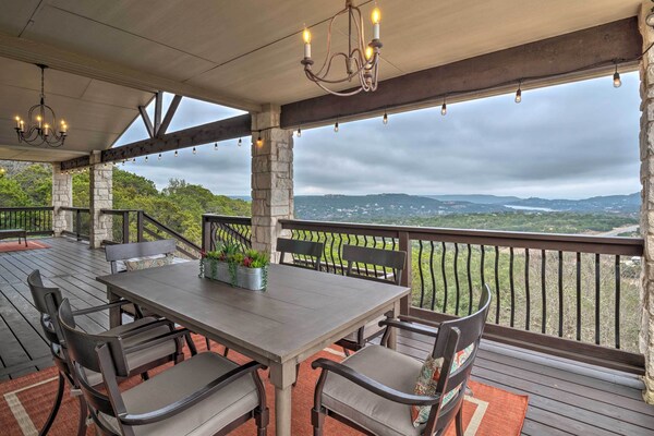 Jonestown House On Hill W/ Lake Travis Views! - Cedar Park, TX
