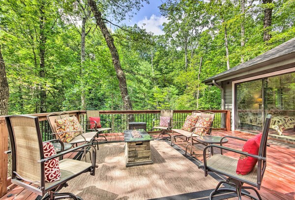 Lake Toxaway Cabin W/ Fire Pit - 1 Mi To Marina - Sapphire, NC