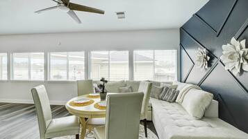 Casa (3 Bedrooms) | Interior