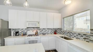 Casa (3 Bedrooms) | Interior