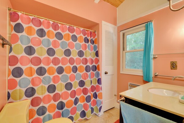 Secluded Stroudsburg Home - 5 Mi To Ski Resort - Tannersville, PA