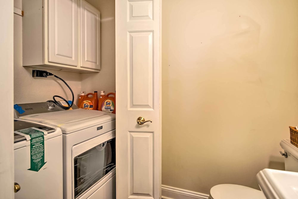 Spacious Mears House -Steps From Lake Michigan! - Silver Lake State Park, Mears