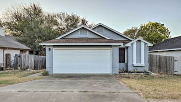 Casa (2 Bedrooms) | Interior