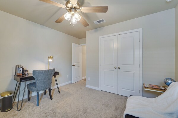 Wolfforth Home W/ Yard ~ 14 Mi To Lubbock - Lubbock, TX