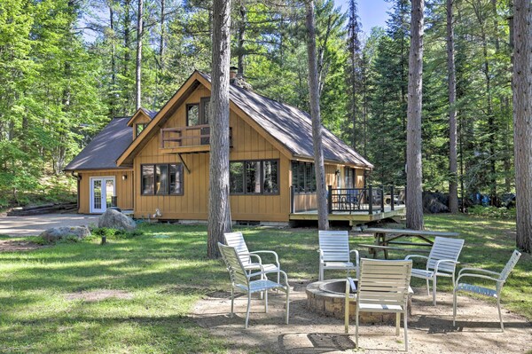 'Deerskin Lodge' W/ Boat Dock & Fire Pit! - Eagle River, WI