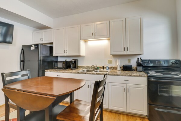 Downtown Marlinton Vacation Rental Apartment! - Watoga State Park, Marlinton