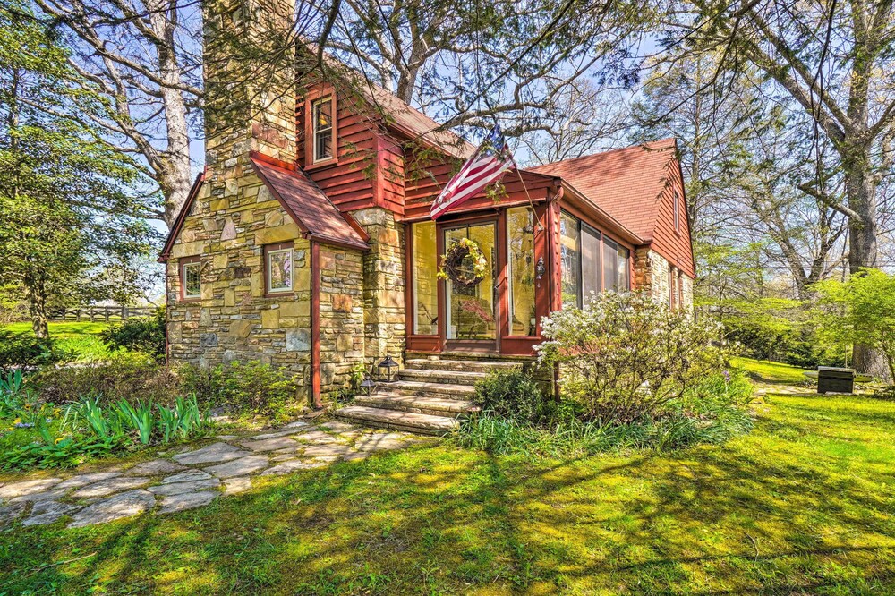 Dreamy Homestead Escape: Patio, Ranch On-site - Crossville, TN