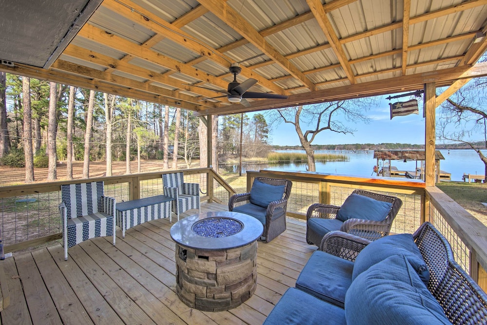 Lakefront Daingerfield Retreat W/ Shared Dock! - Daingerfield State Park, Daingerfield