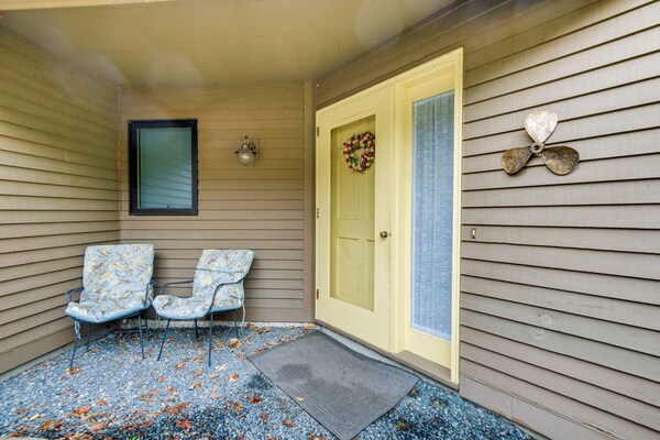 Newfound Lake Vacation Rental W/ Deck & Lake View - Wellington State Park, Bristol