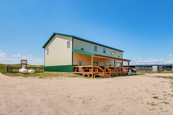 Pet Friendly 'Daydreamers Guest Ranch' On 60 Acres - Wyoming