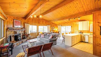 Casa (2 Bedrooms) | Interior