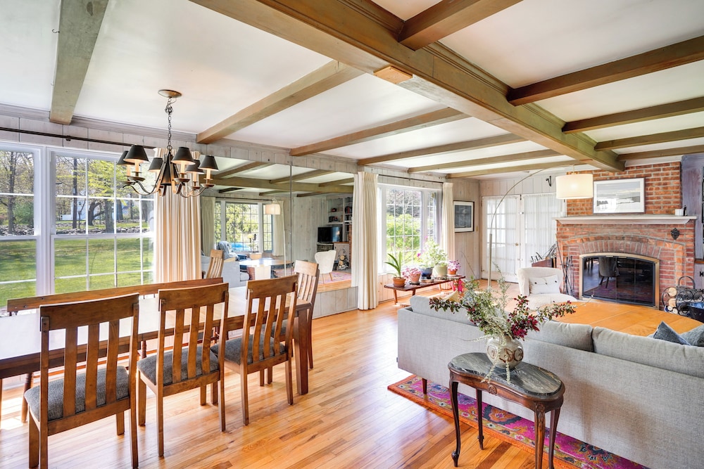 Quaint Woodstock Escape - 2 Mi To Tinker St! - Woodstock, NY