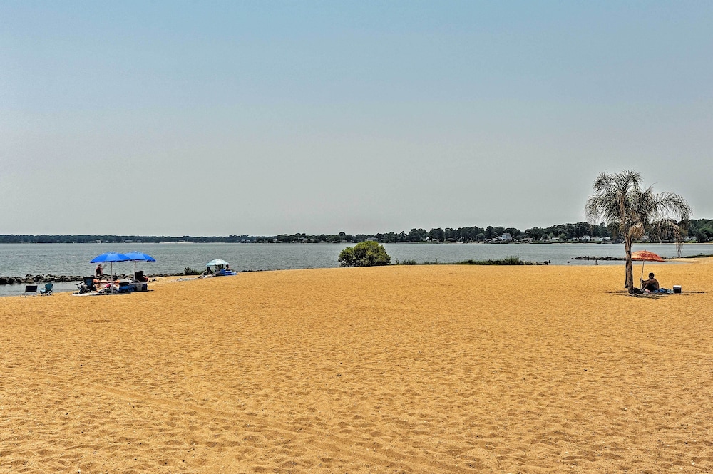 'The Blue Crab Cottage' - 3 Blocks From The Beach! - Colonial Beach