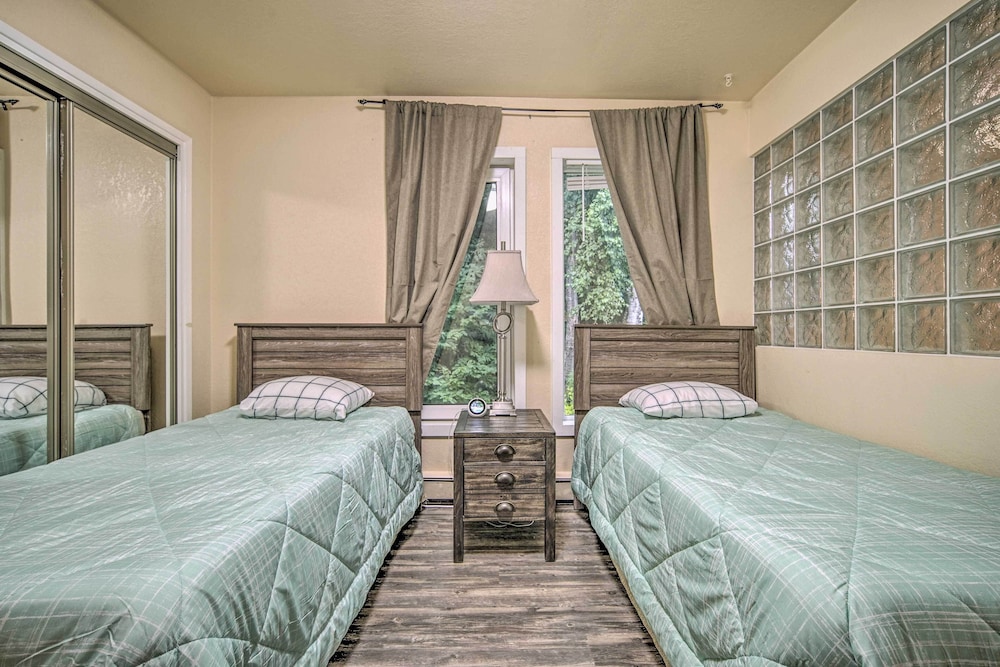 Walk To Downtown & Coast Trail: Condo In Anchorage - Alaska