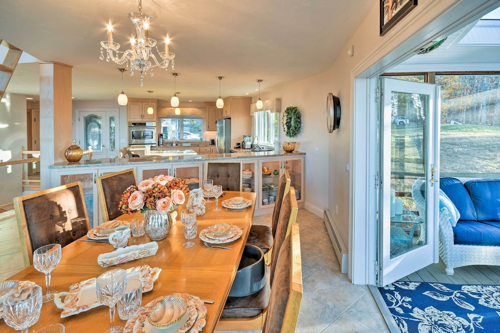 Luxurious Oceanfront Flanders Bay Home W/ Kayaks! - Maine