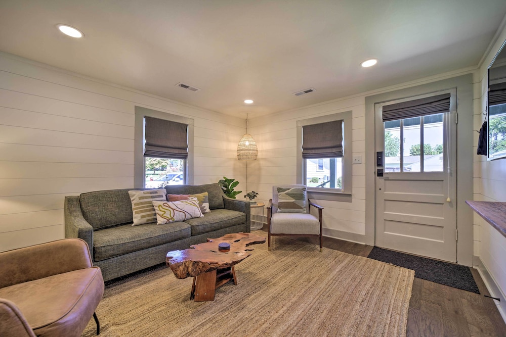 Updated Brevard Home - Close To Downtown! - Brevard, NC