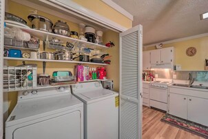 Casa (2 Bedrooms) | Interior