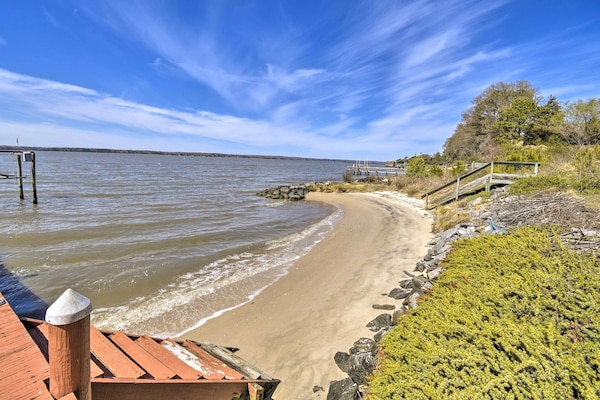 Gloucester Retreat W/ Backyard Oasis & Pier! - Gloucester, VA