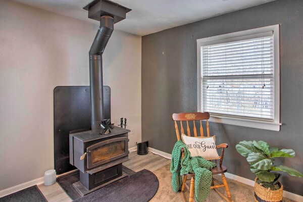 Peaceful Cottage ~ 8 Mi To Downtown Toledo! - Toledo, OH