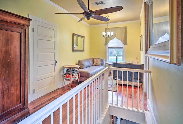 Vintage Louisiana Vacation Rental Home - Louisiana