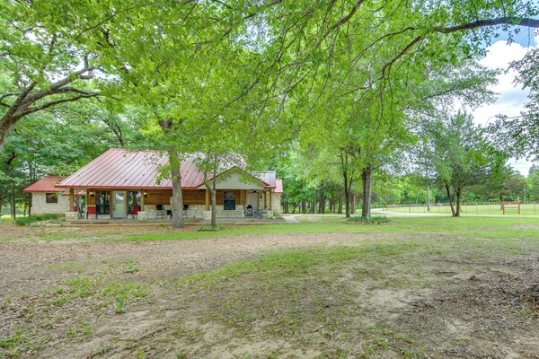 Dog-friendly Wills Point Home W/ Grill On 10 Acres - Canton, TX