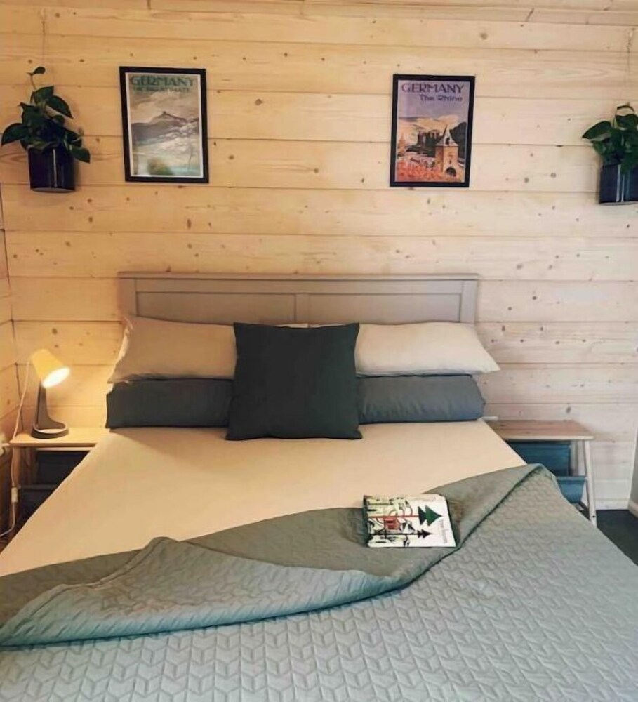 Homemade Apartment - peaceful escape surrounded by nature ...