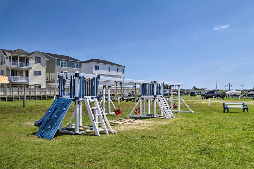 Fire Pit + Views: Canal-front Fenwick Island Home - Fenwick Island, DE