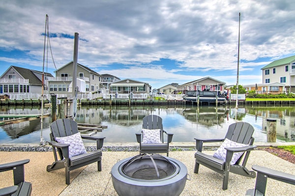 Fire Pit + Views: Canal-front Fenwick Island Home - Fenwick Island, DE